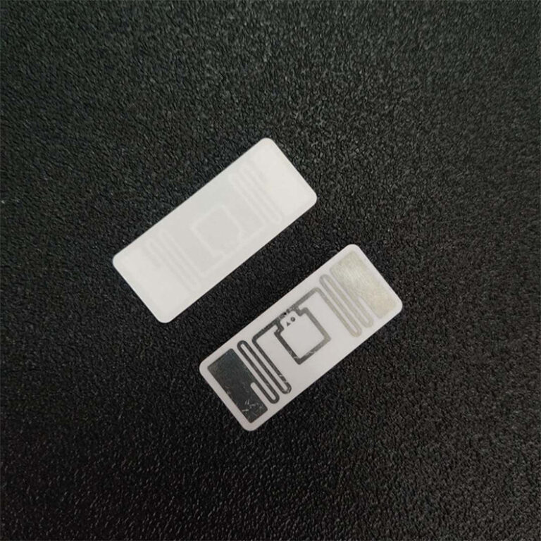 860~960 MHz Customized Printed Passive RFID UHF Sticker Tag