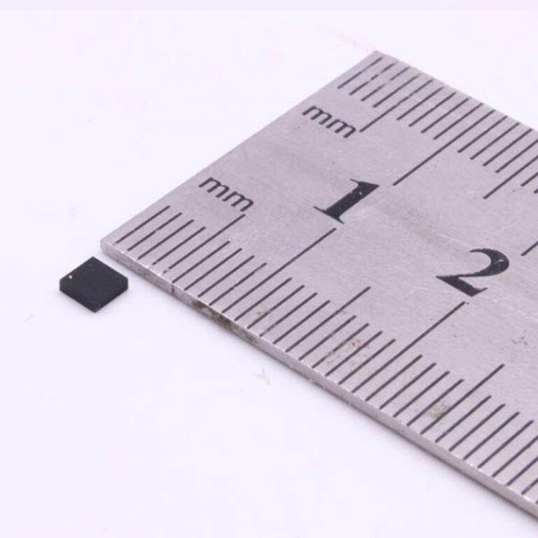 NTAG213 Programmable RFID MINI Tag NFC Microchip RFID Tag